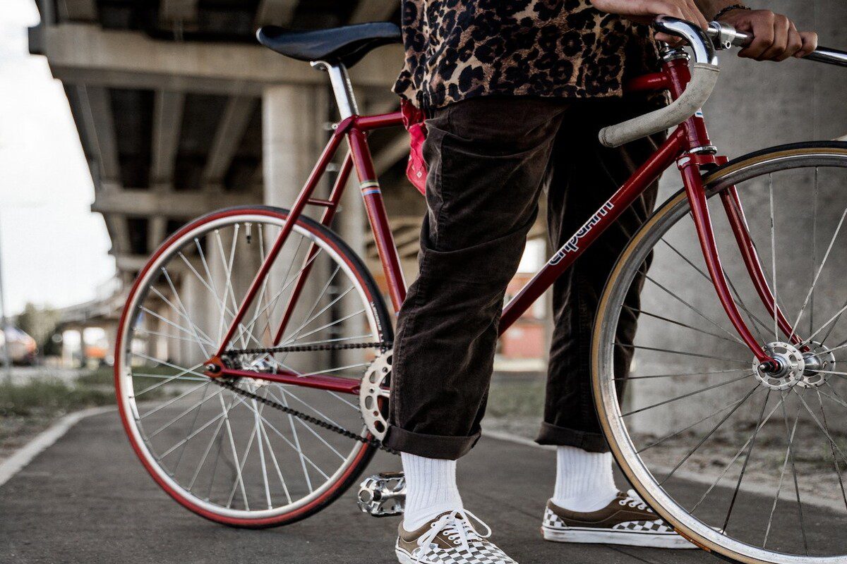 10 Popular Fixed Gear Bike Brands (2025) From Reddit Reviews & More)